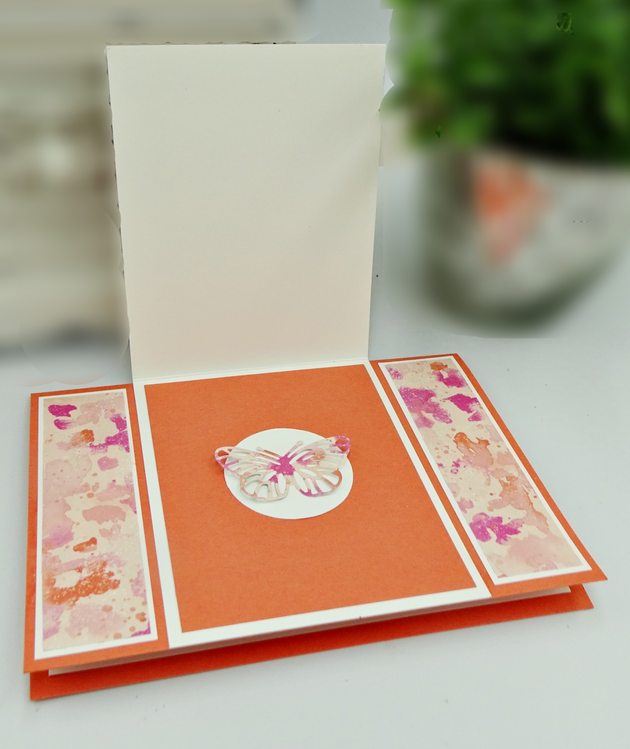 How to create a fun fold card - Stamp with Elaine